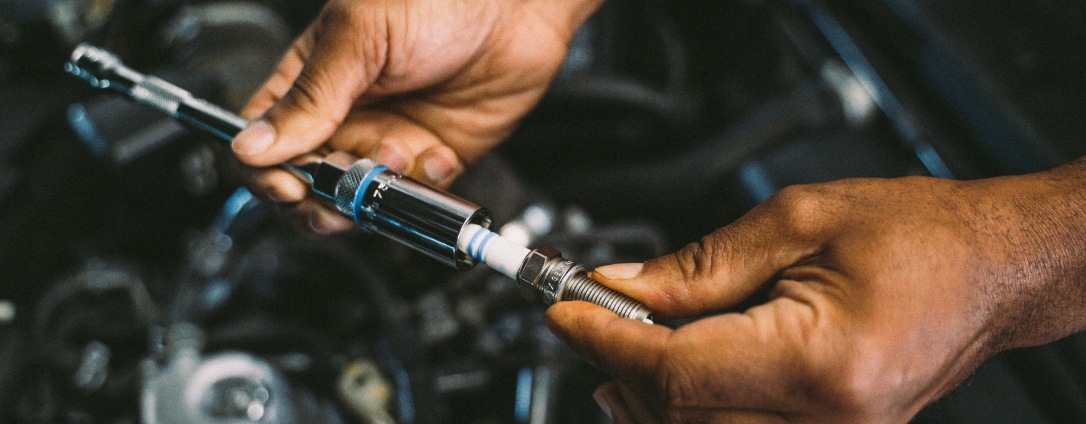 THE TOOLS NEEDED TO CHANGE SPARK PLUGS