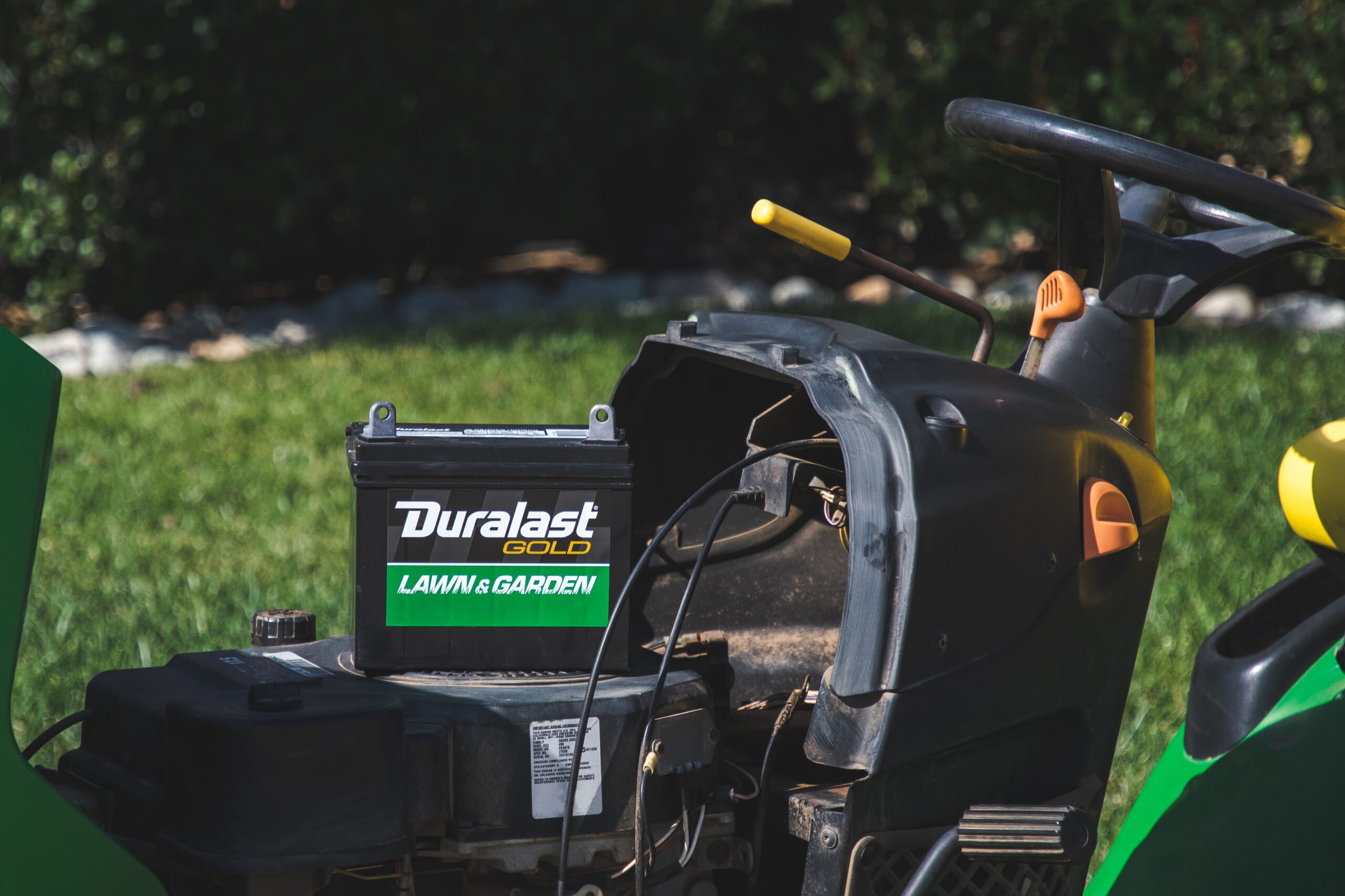 What’s the Best Lawn Mower Battery for Me? - AutoZone