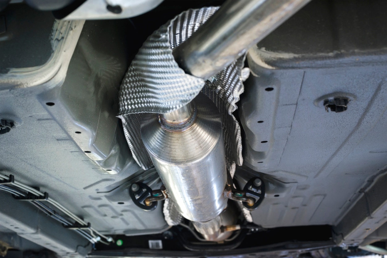 How Much Does a Catalytic Converter Replacement Cost? - AutoZone