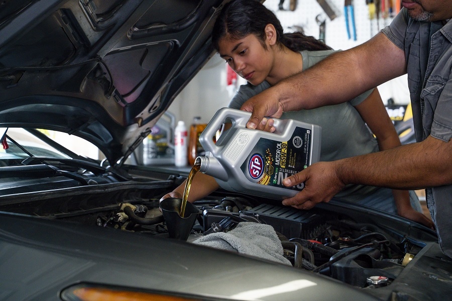 Does Motor Oil Expire? - AutoZone