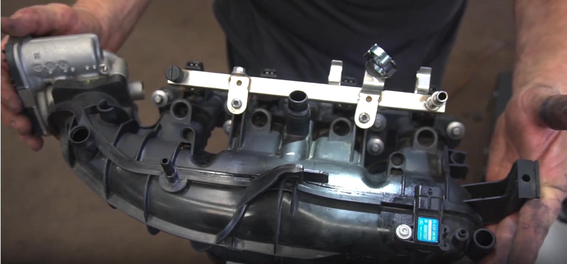 Signs of a Bad Intake Manifold Runner Control - AutoZone