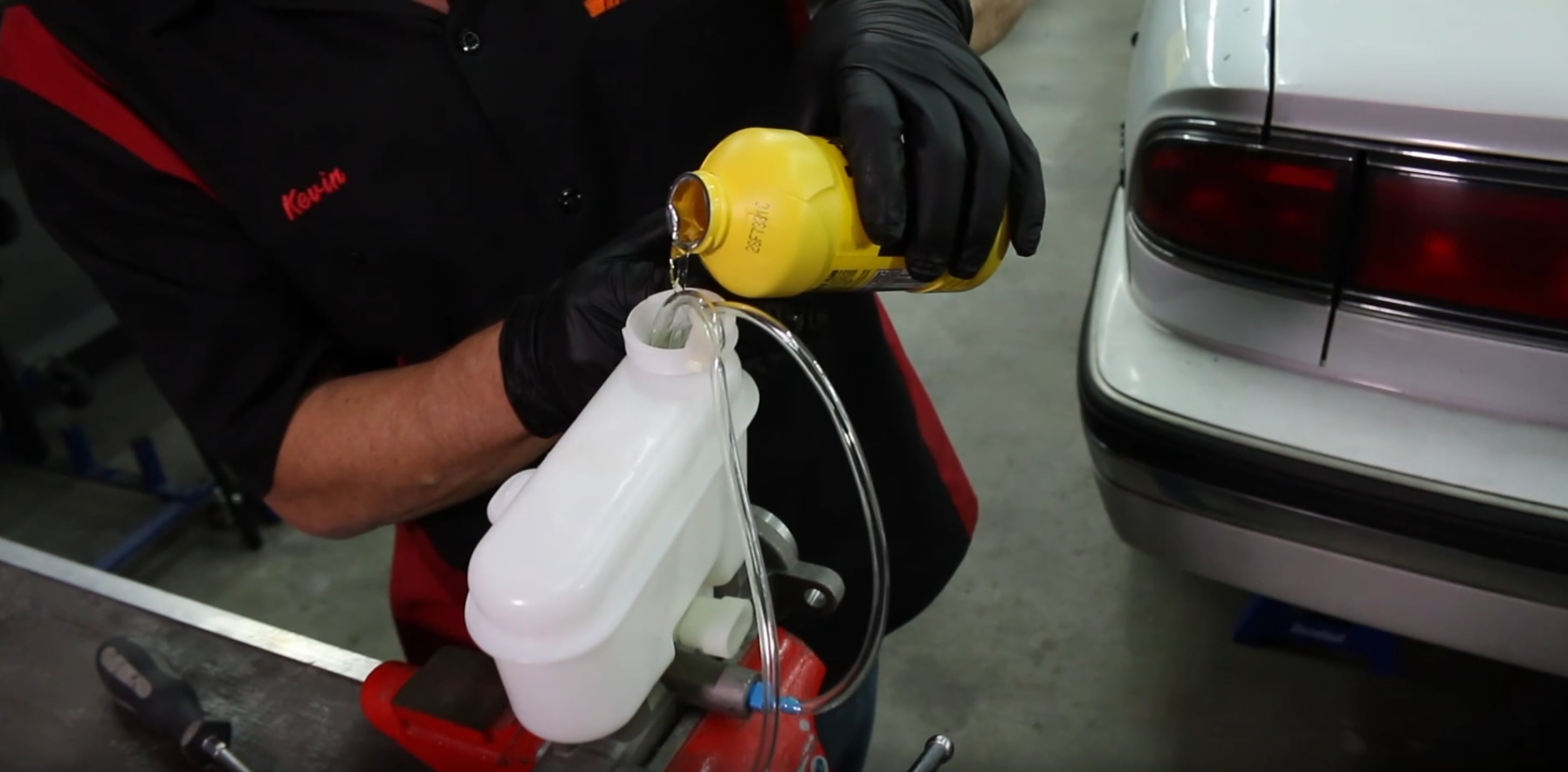 What Does it Mean to Bench Bleed a Master Cylinder? - AutoZone