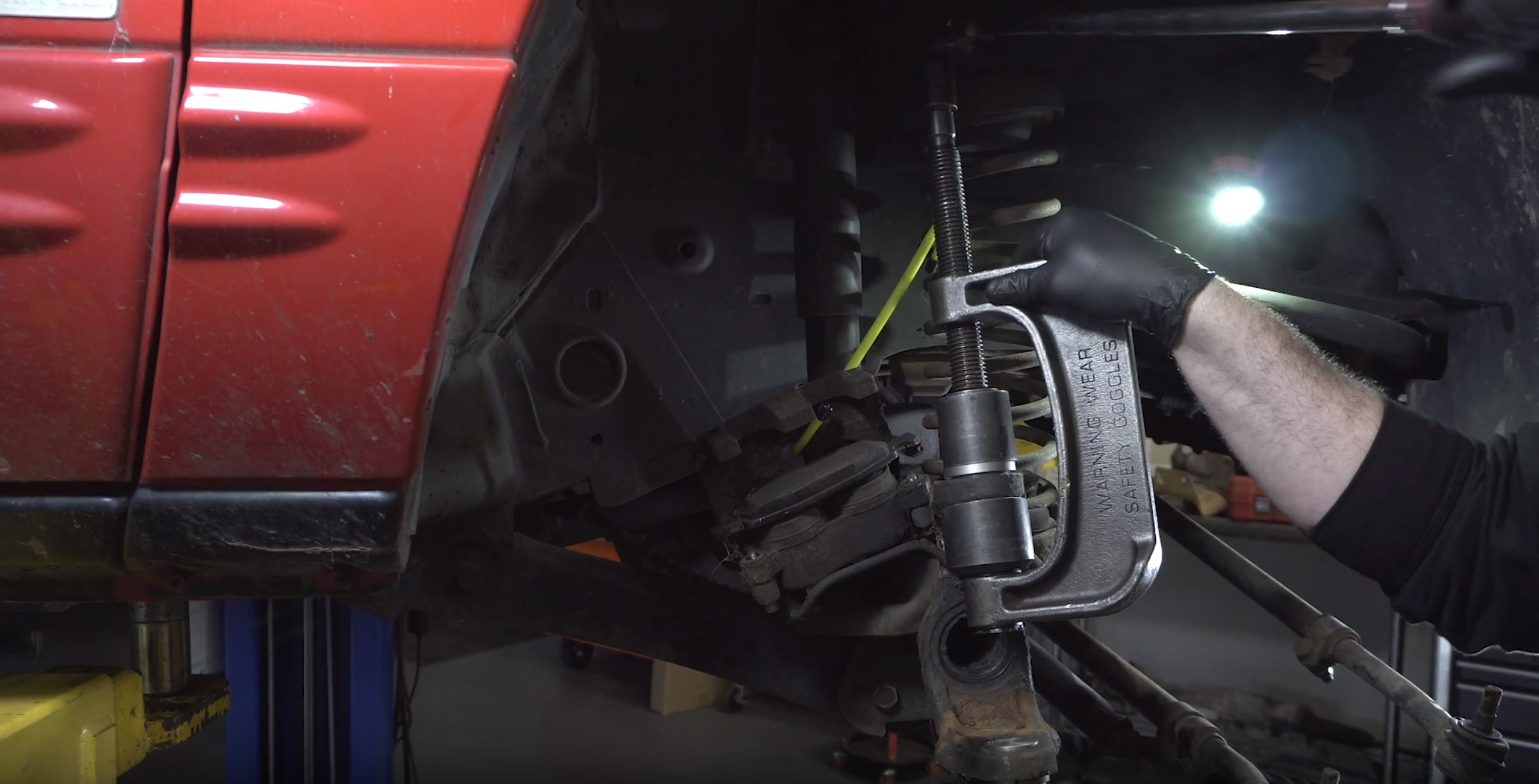 Parts of a Car Chassis – Steering & Suspension Components