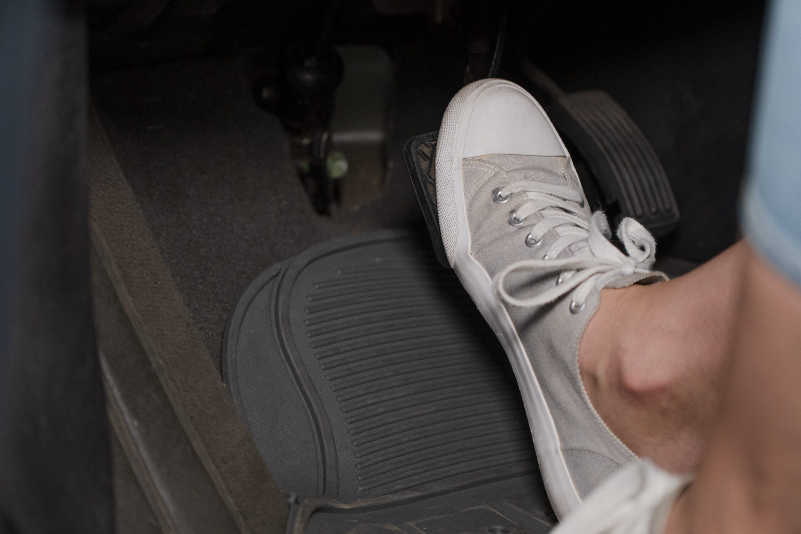 Learn How Brakes Work & How to Fix Your Car's Brakes - AutoZone