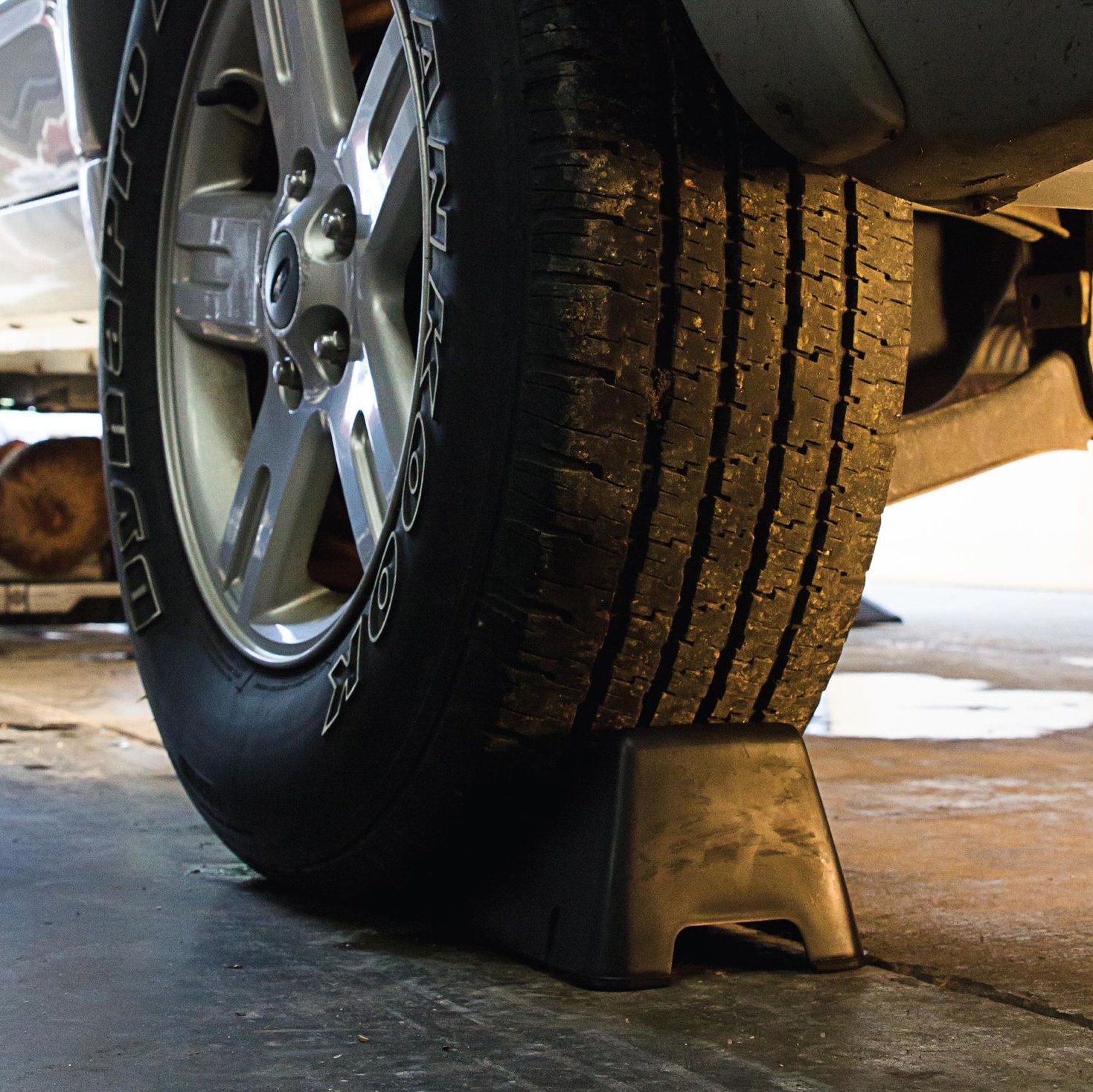 What Is a Wheel Chock? - AutoZone
