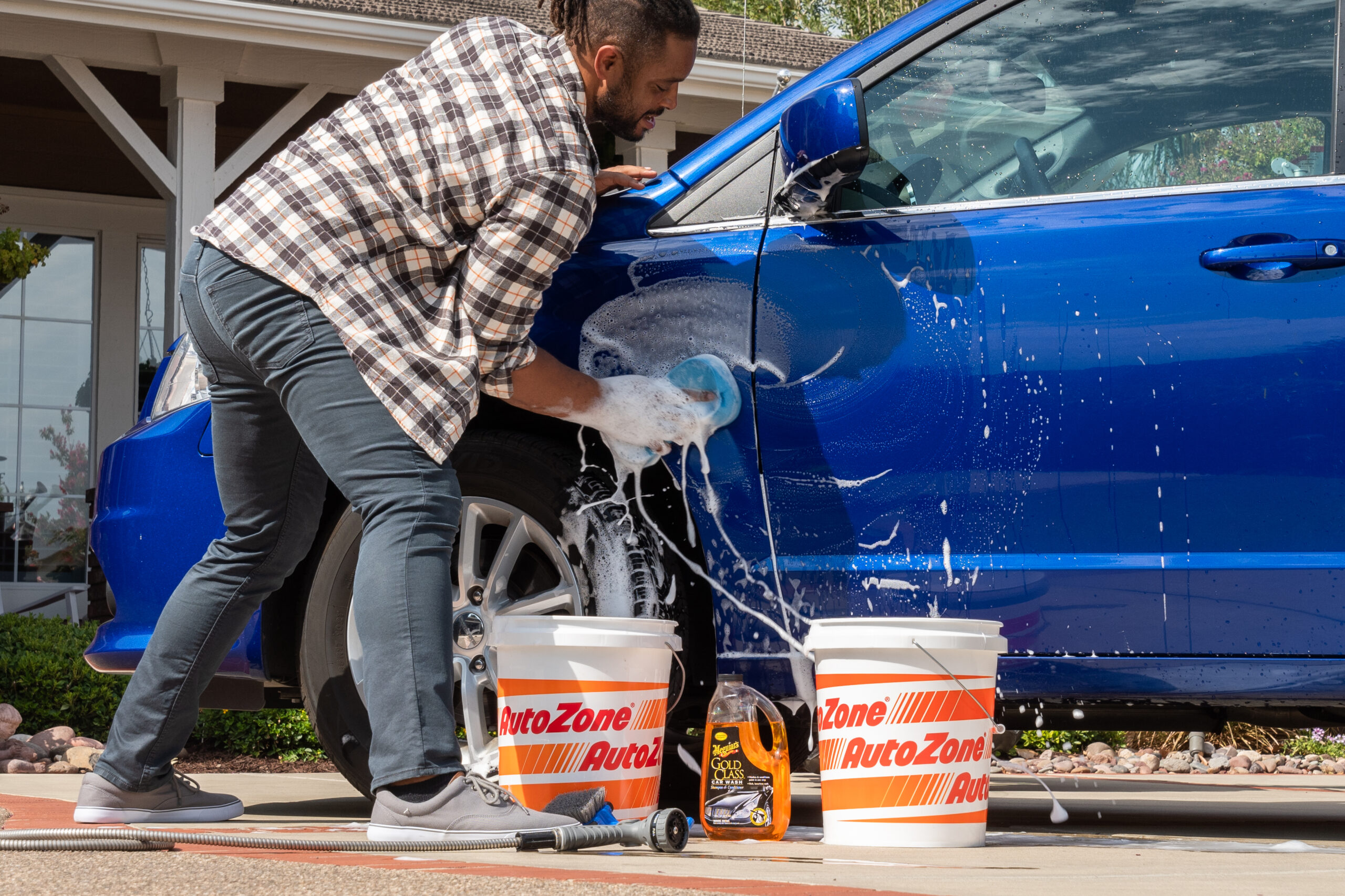 Benefits of Handwashing Your Car vs Automatic Car Wash - AutoZone