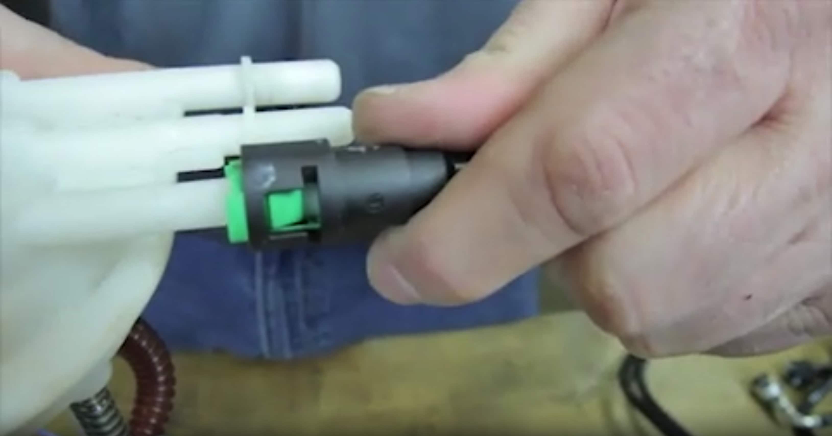 Fuel Injector Replacement Cost - AutoZone