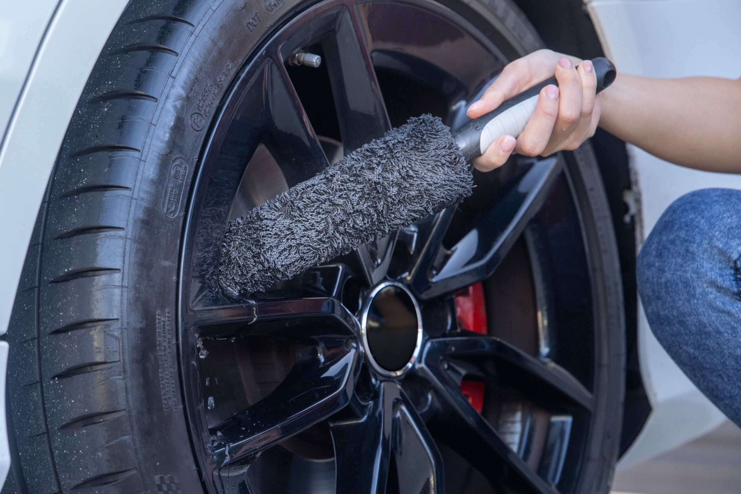 How to Clean Car Wheels - AutoZone