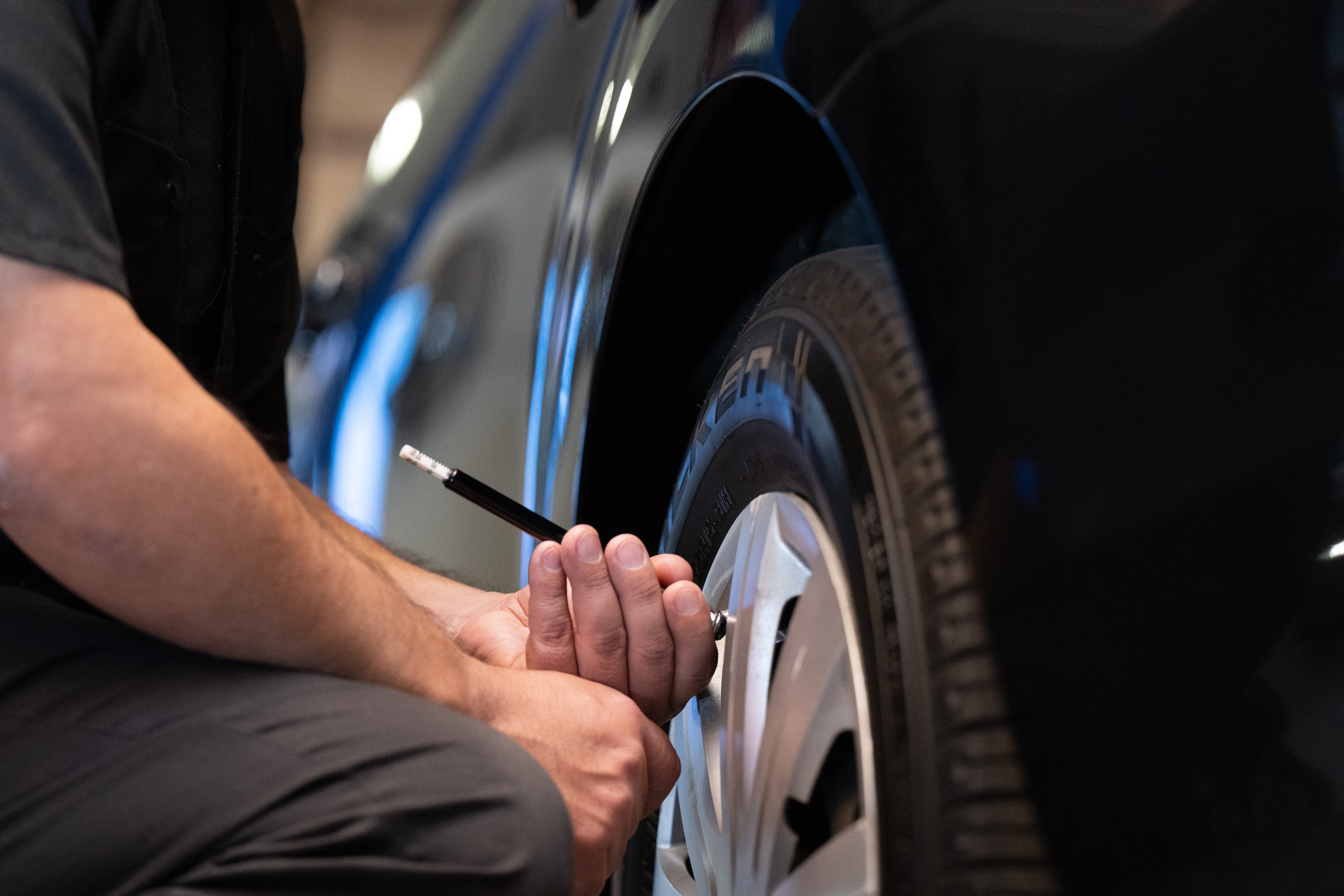 How to Let Air Out of a Tire - AutoZone