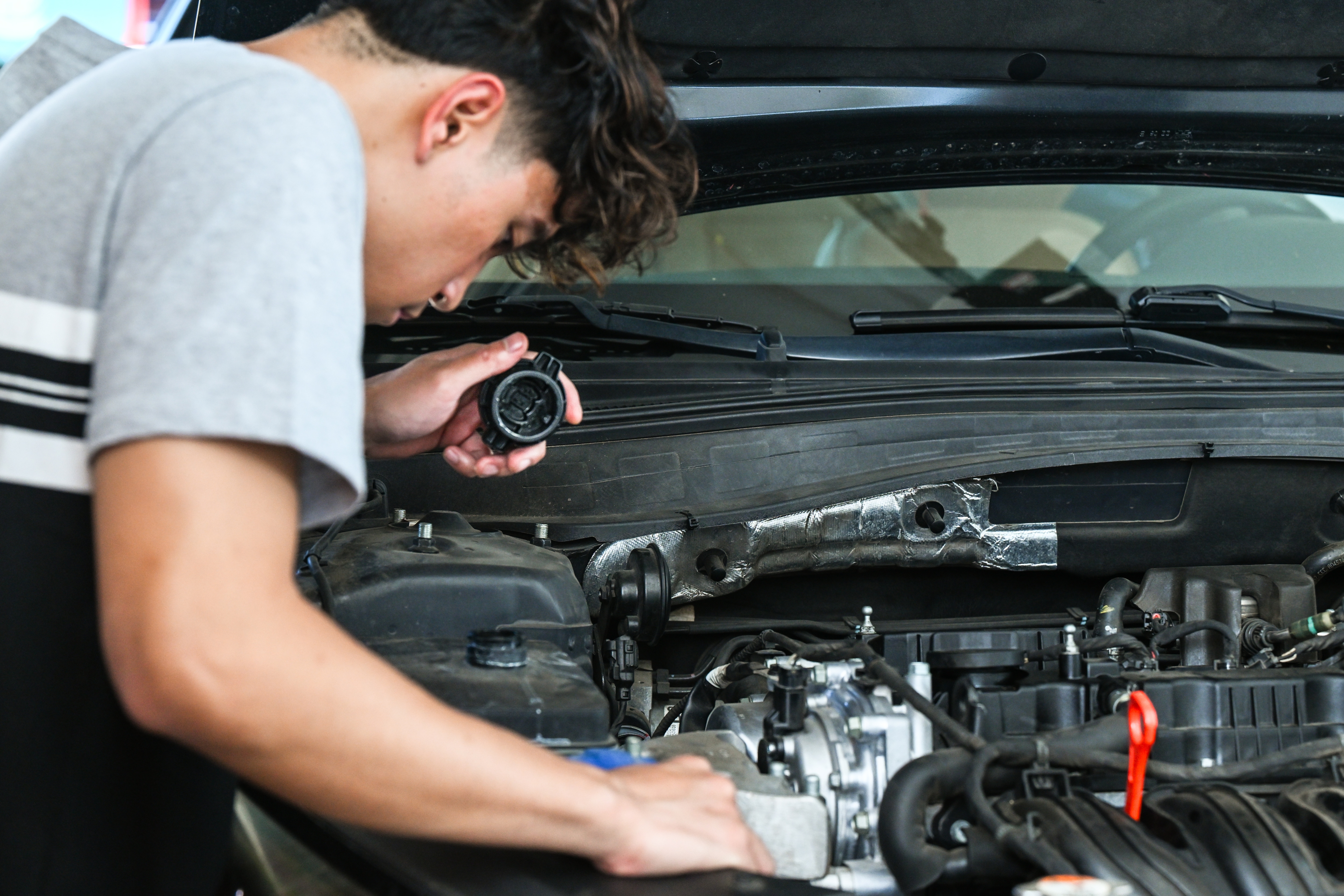 Antifreeze vs Coolant: What's the Difference? - AutoZone